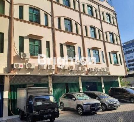 RUKO CANTIK KONDISI RAPI & TERAWAT DI PLUIT JAKUT.LOKASI BAGUS DENGAN ...