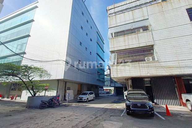 Ruko Hoek Lokasi Di Tengah Kota, Strategis, Harmoni Plaza, Luas 6x18m2 ...