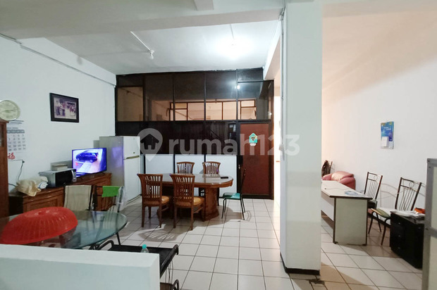 Ruko Hoek Lokasi Di Tengah Kota, Strategis, Harmoni Plaza, Luas 6x18m2 ...