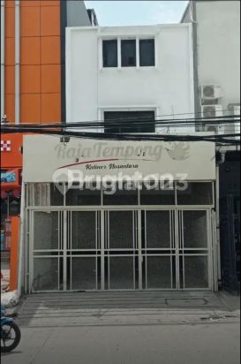 Ruko 3 Lantai di Ratu Kemuning Taman Ratu Duri Kepa, Kebon Jeruk ...