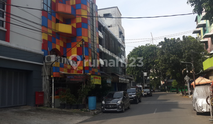 Ruko Dijual di Pinangsia, Jakarta Pusat | rumah123.com