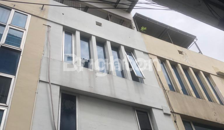 Ruko Dijual di HR Muhammad, Surabaya | Lokasi dan Harga Terbaik