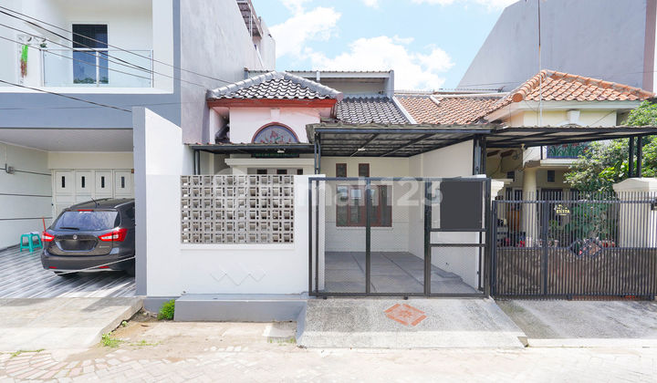 Rumah Strategis Bebas Banjir di Jakarta Barat Full Furnished Harga Nego J18631 | Rumah123