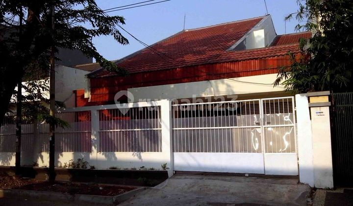Sewa Rumah Bulanan di Tomang | Harga Terbaru