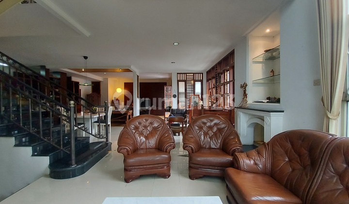 Rumah dengan Taman Dijual di Setiabudi, Bandung | Terbaru 2023